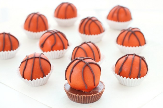 Reese's peanut butter and chocolate truffle basketballs